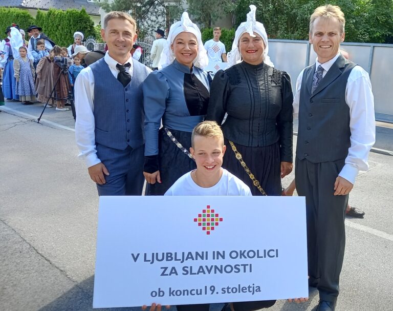 SODELOVANJE UČENCEV NAŠE ŠOLE NA 50. DNEVIH NARODNIH NOŠ V KAMNIKU – OŠ ...